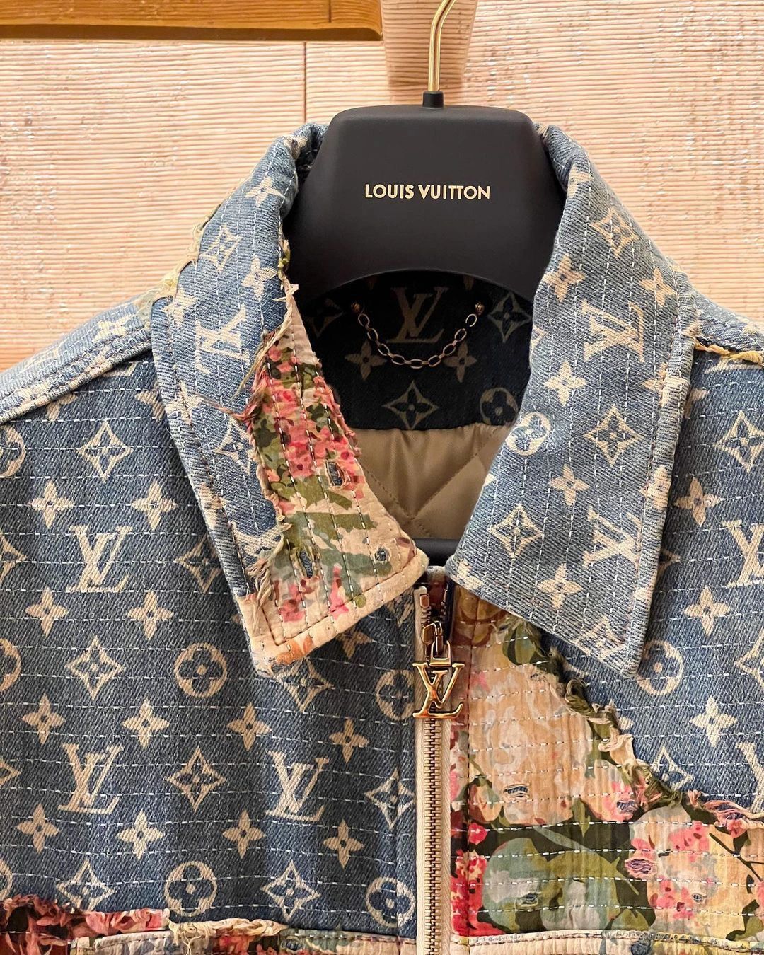 ??The best 2 LV jackets in different styles - iNEWS