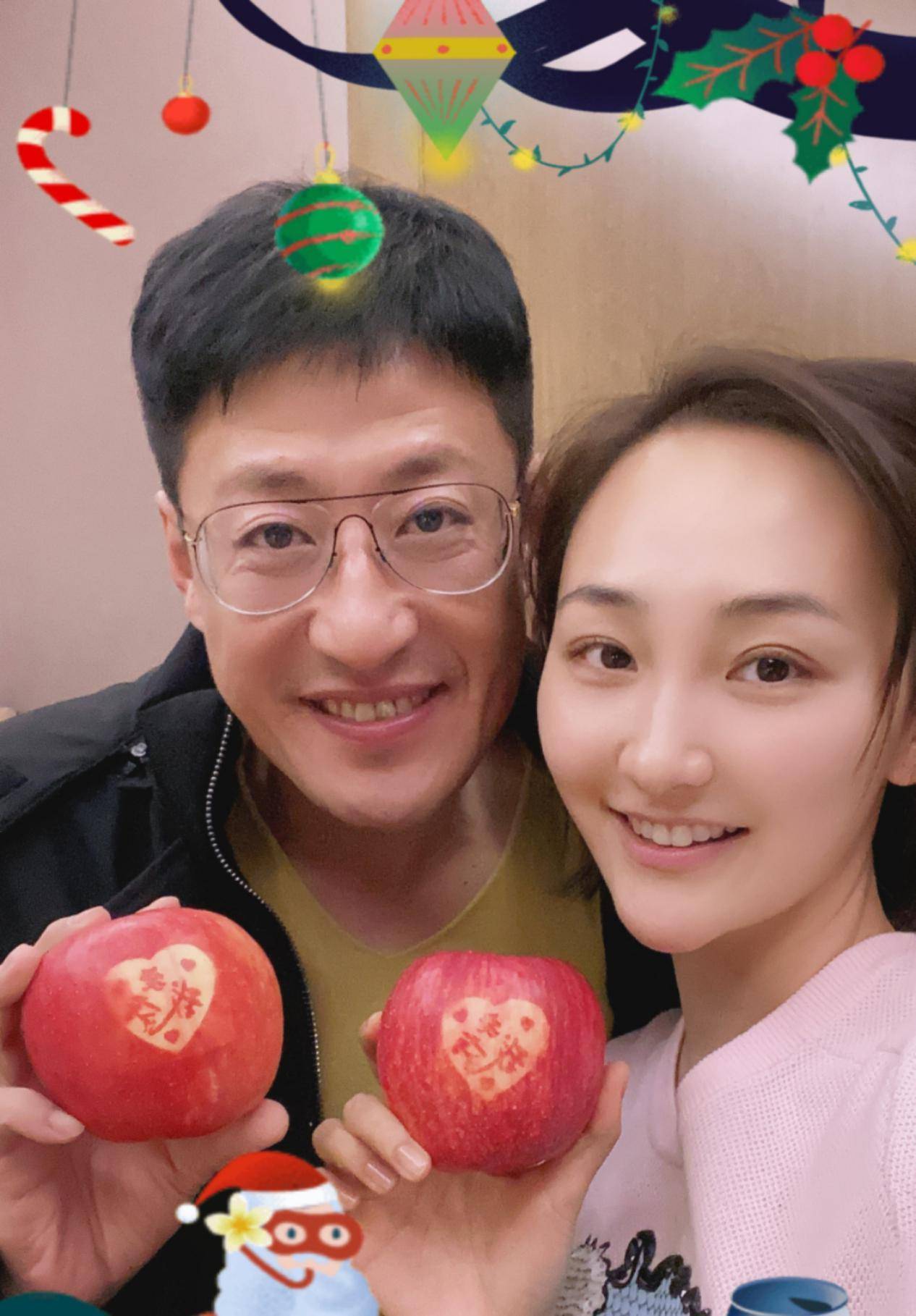 The 47-year-old Yu Zhen's wife Xin Yue is quite extravagant. Xin Yue is ...