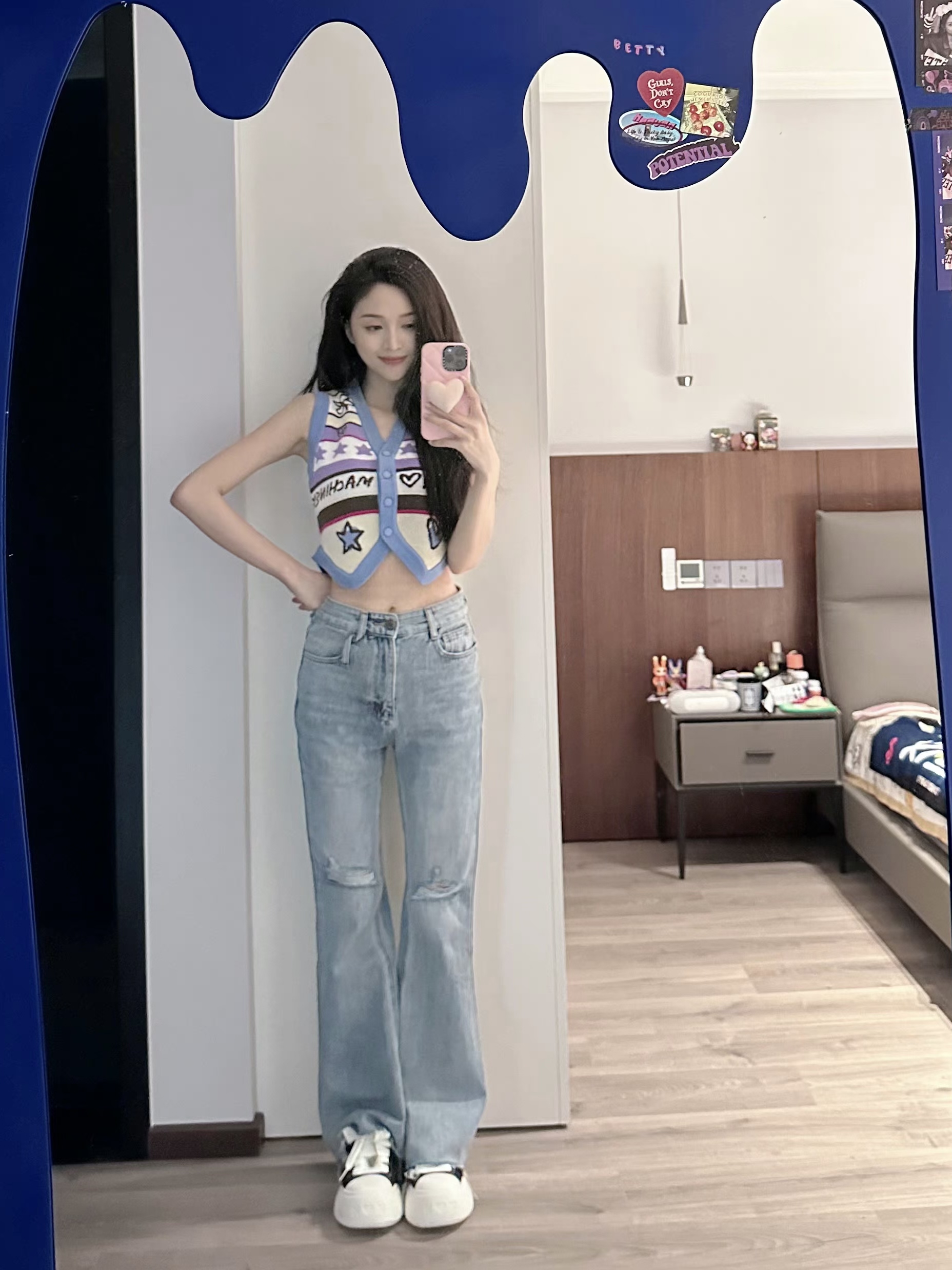 "Princess Qipa" Wu Xuanyi's dopamine outfit, the girl's good figure is ...