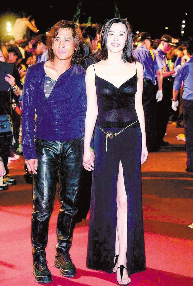 Wang Zuxian and Qi Qin Yu Chengqing's early photos revealed graceful ...