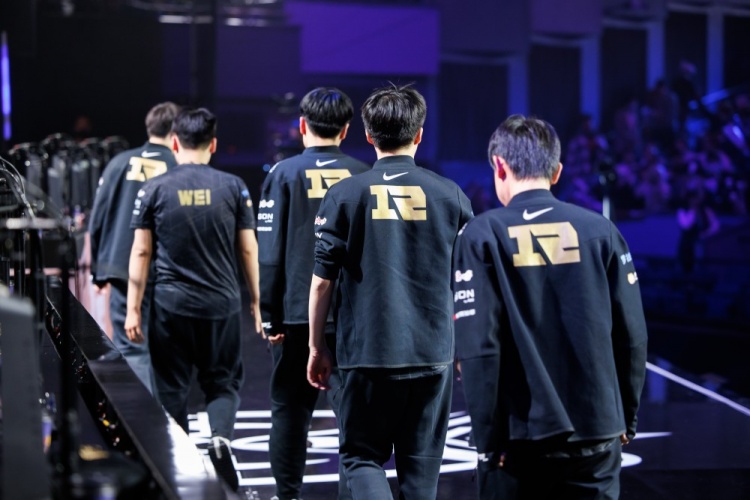 RNG star commented by T1 zero seal, Uzi: I feel the powerlessness of ...