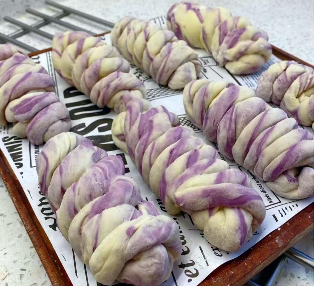 Children don't like to eat staple food, try these kinds of flower rolls ...