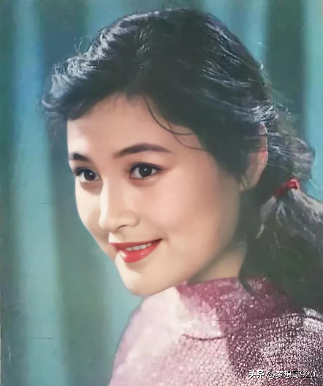 Why did Chen Chong go to study in the United States when his career was ...