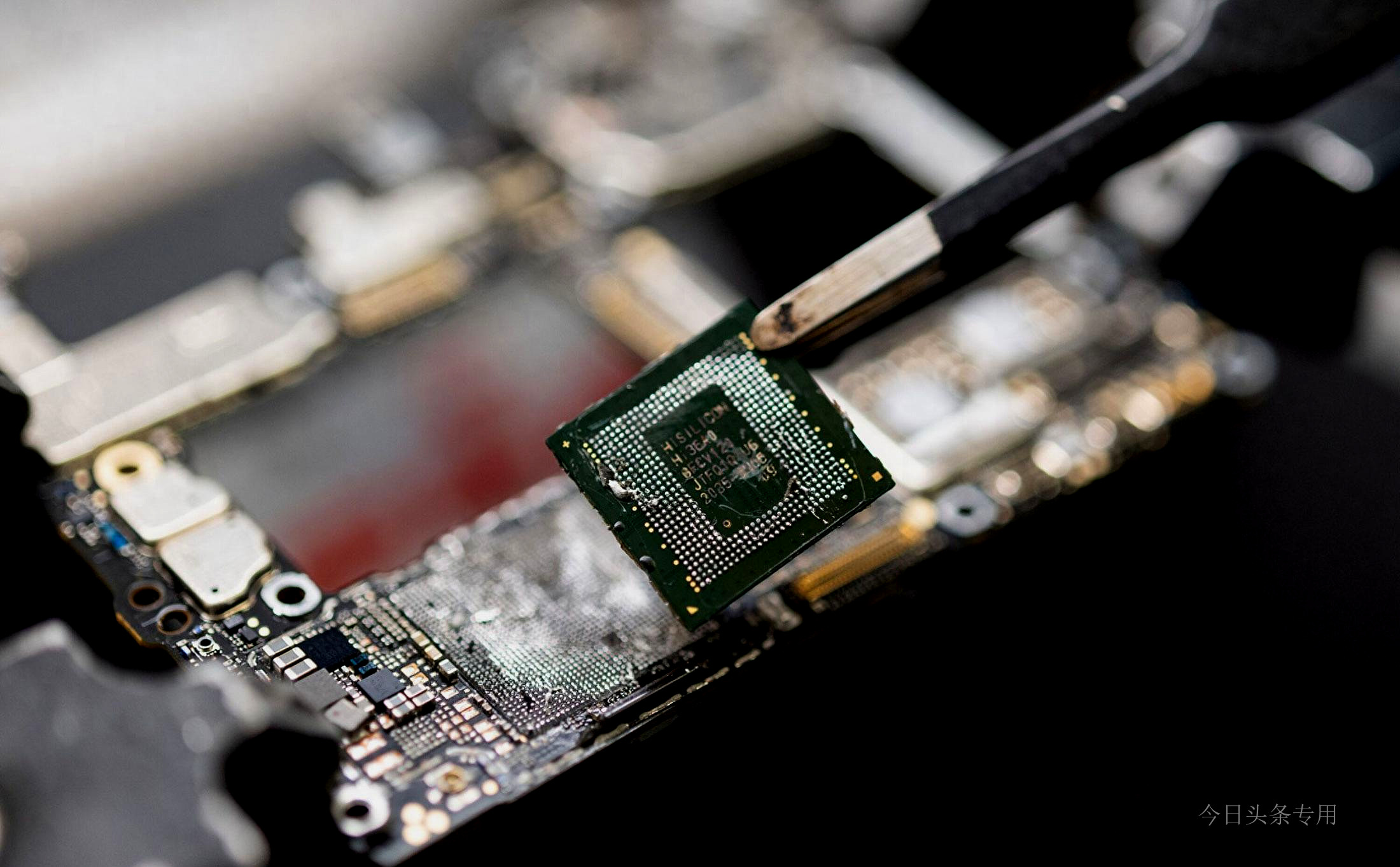 The U.S.'s scientific and technological advantage over China is ...