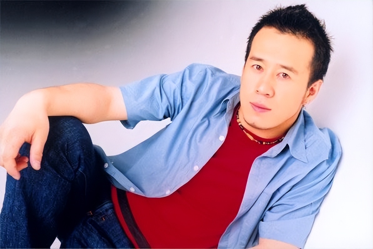 From the overnight explosion to "no one cares", Yang Kun has come to ...