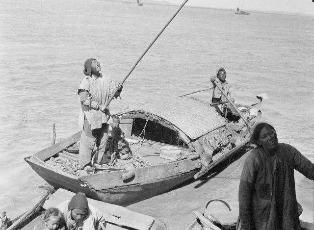 Fujian and Zhejiang sea bandits, collusion between officials and ...