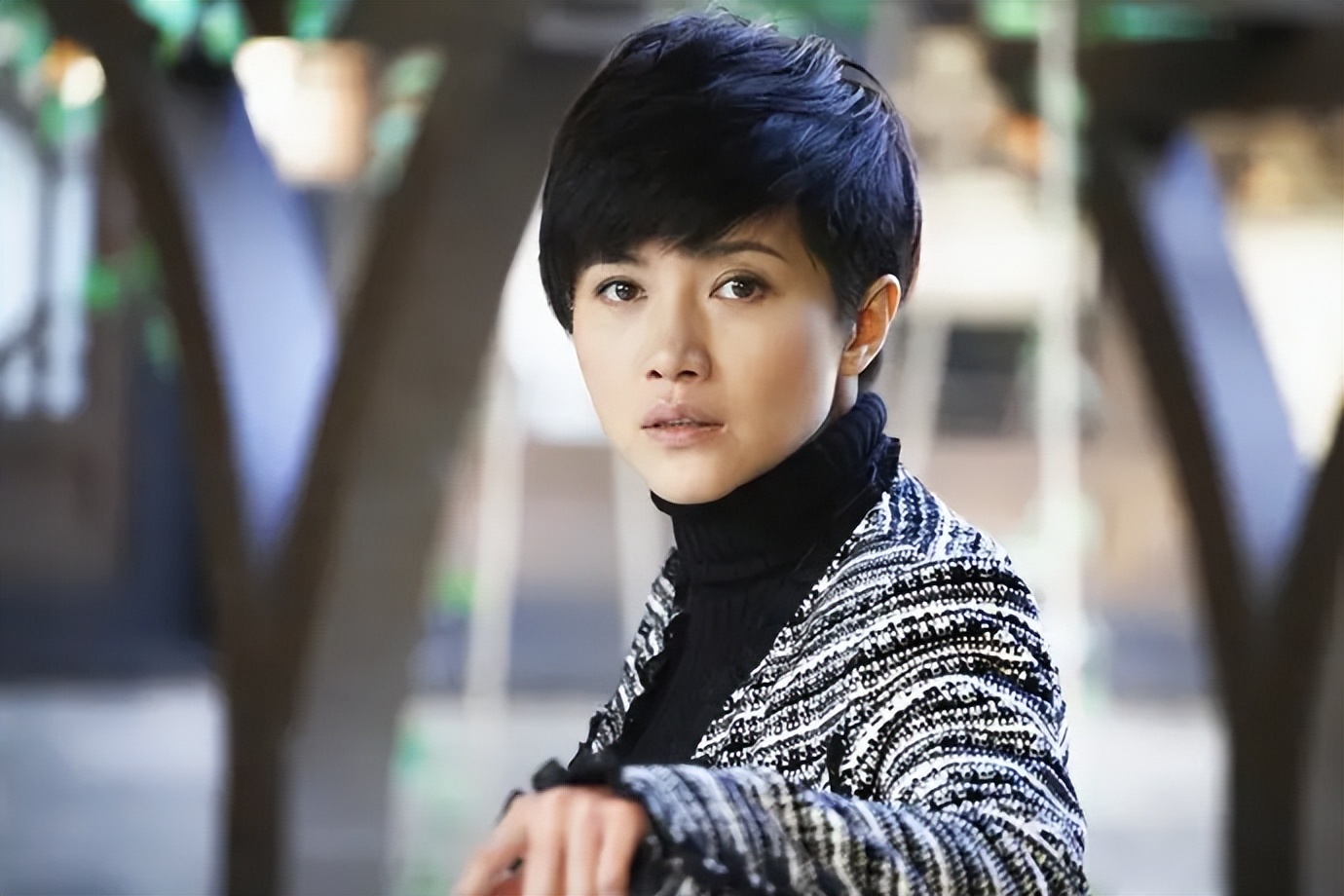 Mingyang Entertainment—Beauty Star—Yan Bingyan - iNEWS