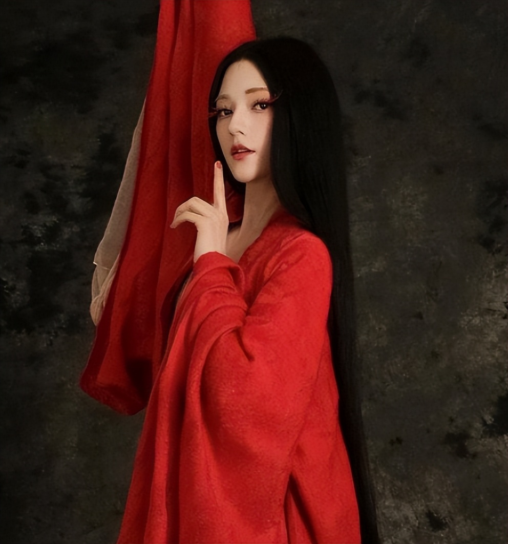 The eight Su Daji, Fu Yiwei and Wen Bixia are obviously different, Ruby ...