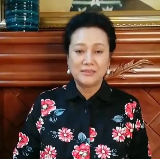 The Passing of the Hot-Blooded Youth Tanning: The Touching Blend of Die ...