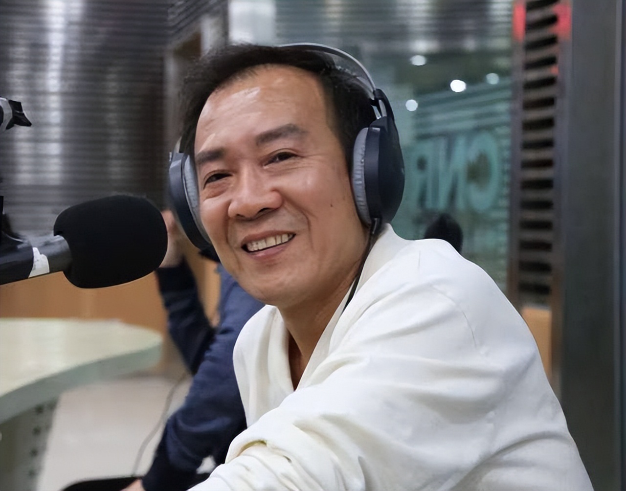 Divorced for 19 years, what is the difference between Yang Lei and Dai ...