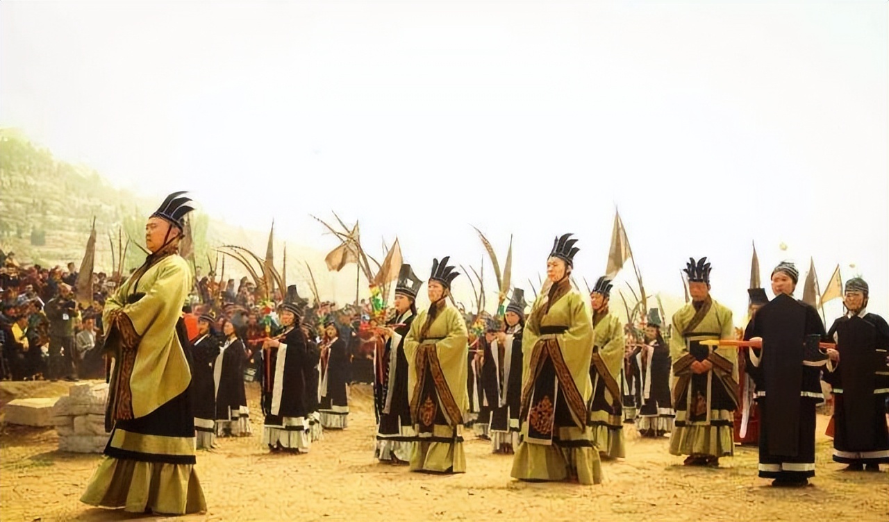 Chu and Bafa Deng - "Nine Years of Duke Huan" - iNEWS