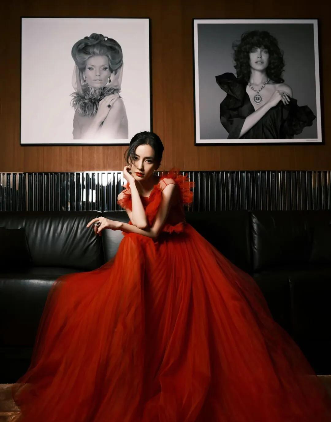 The most beautiful god, Angelababy - iNEWS