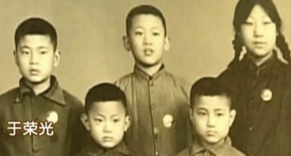 Actor Yu Rongguang, who earns money to cook and support his family, why does his wife insist on ...