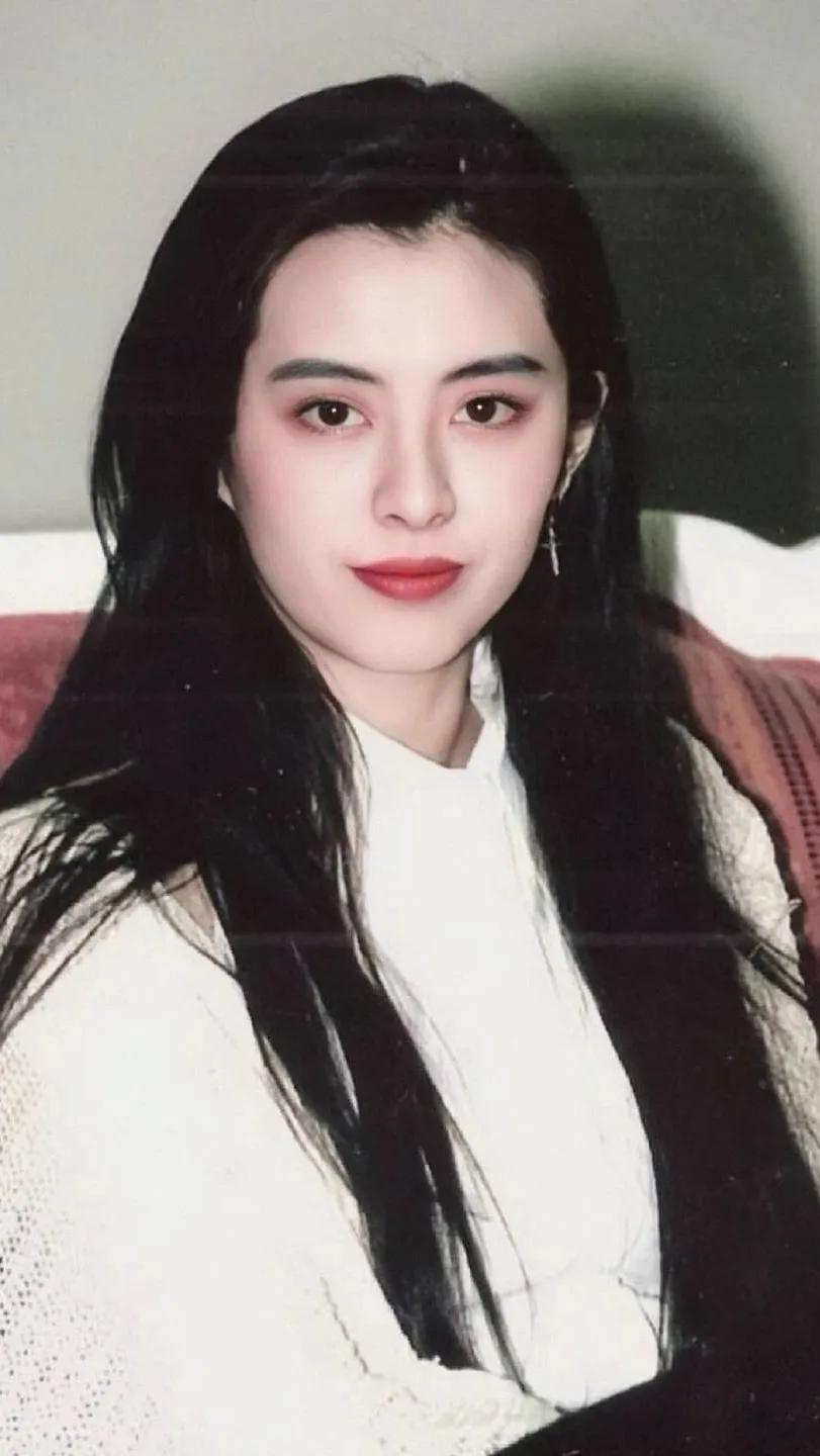 Beauty Wallpaper No. 195 - Joey Wang - iNEWS