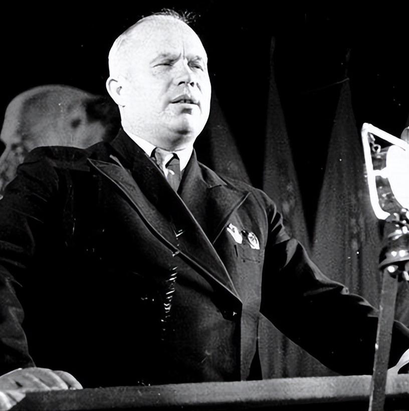 Khrushchev and his indescribable "agricultural reform" - iNEWS