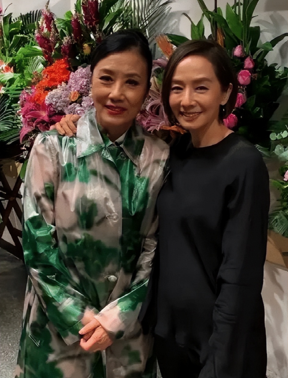 Lin Qingxia met Wang Mingquan, 7 years apart, like two generations, a ...