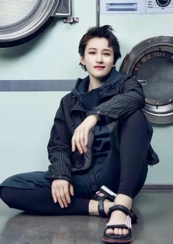 Jiang Luxia: From "Internet Celebrity" to Female Special Warfare Soldier, after 10 years of ...