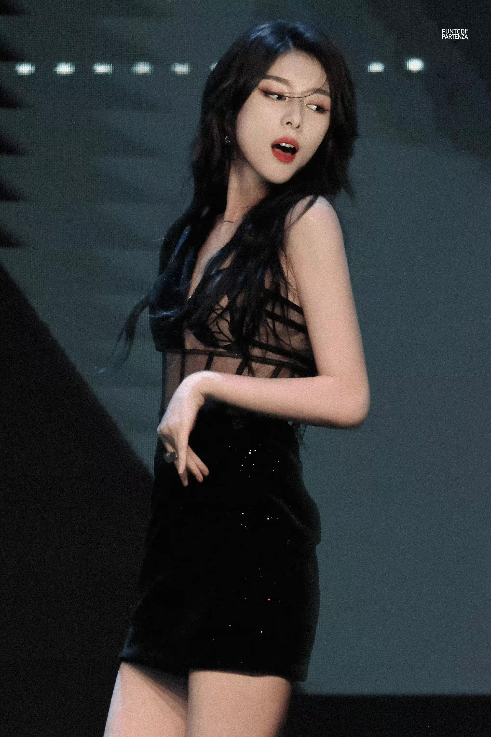 Fu Jing: Don't cover up the scars for me!Mr. Fu's beautiful pictures ...