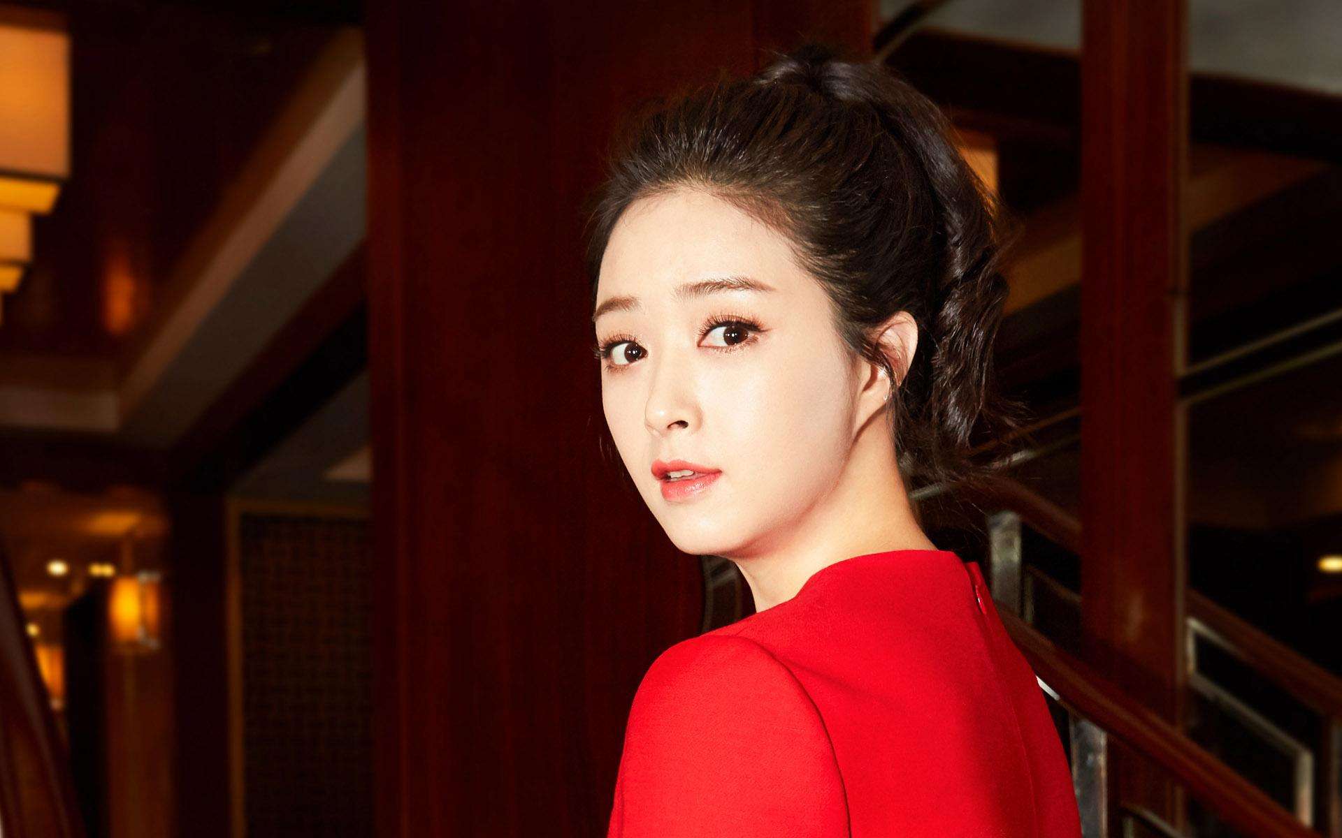 How beautiful are Xinjiang girls?Then let's take a look at the top ten ...