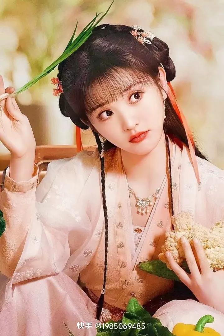 Girls help girls, Bai Jingting and Tian Xiwei's new drama "Qing Qing Daily" bid farewell to love ...