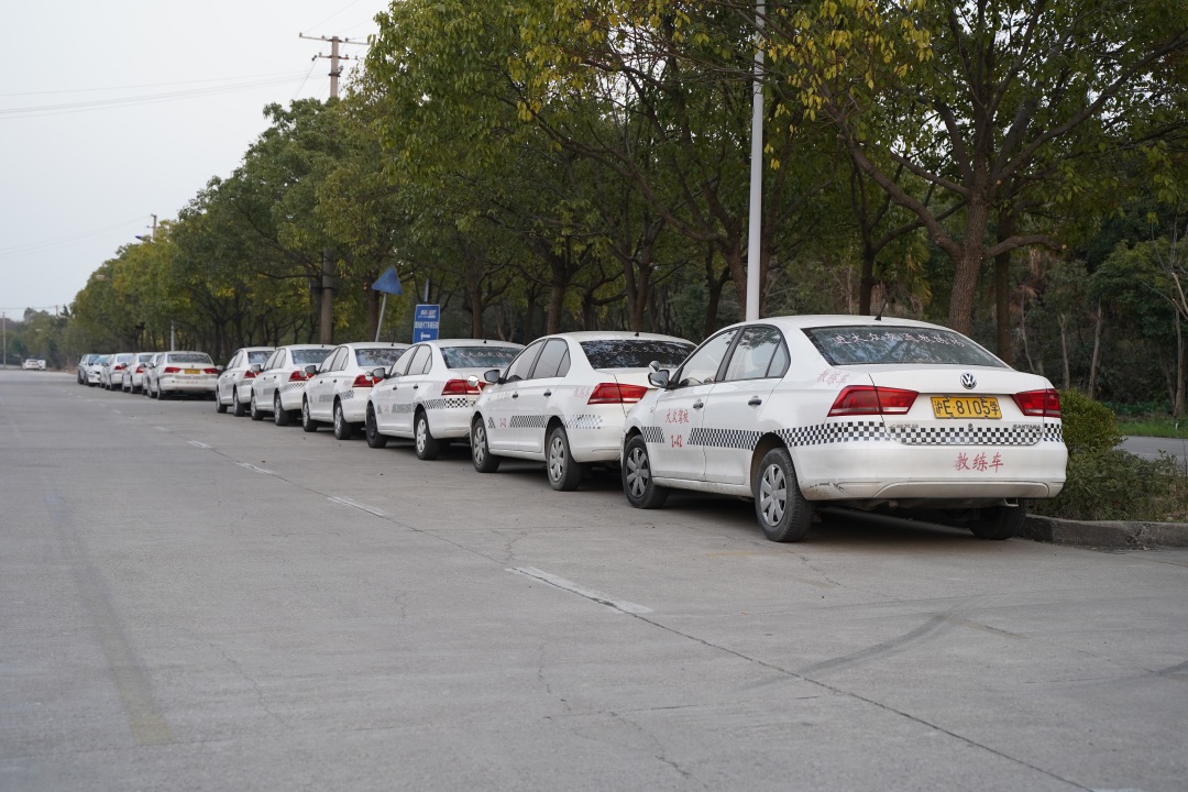 How about sending a school car? - iNEWS