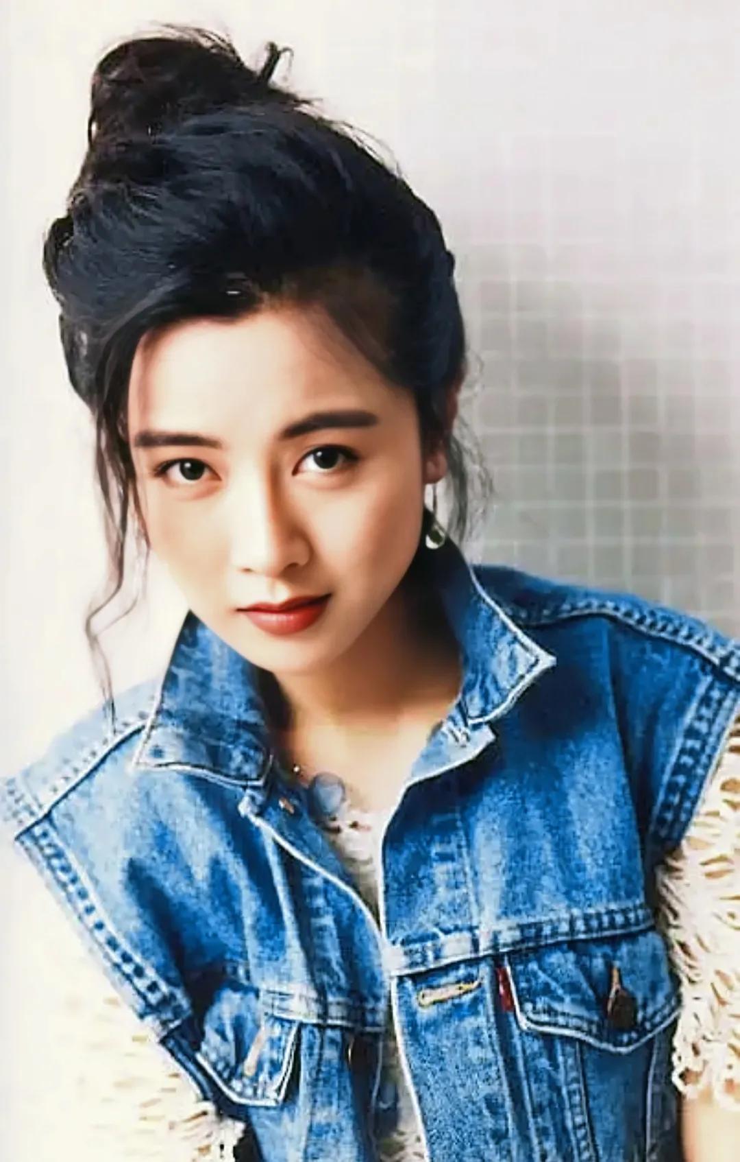 Beautiful and sassy Yuan Jieying - iMedia