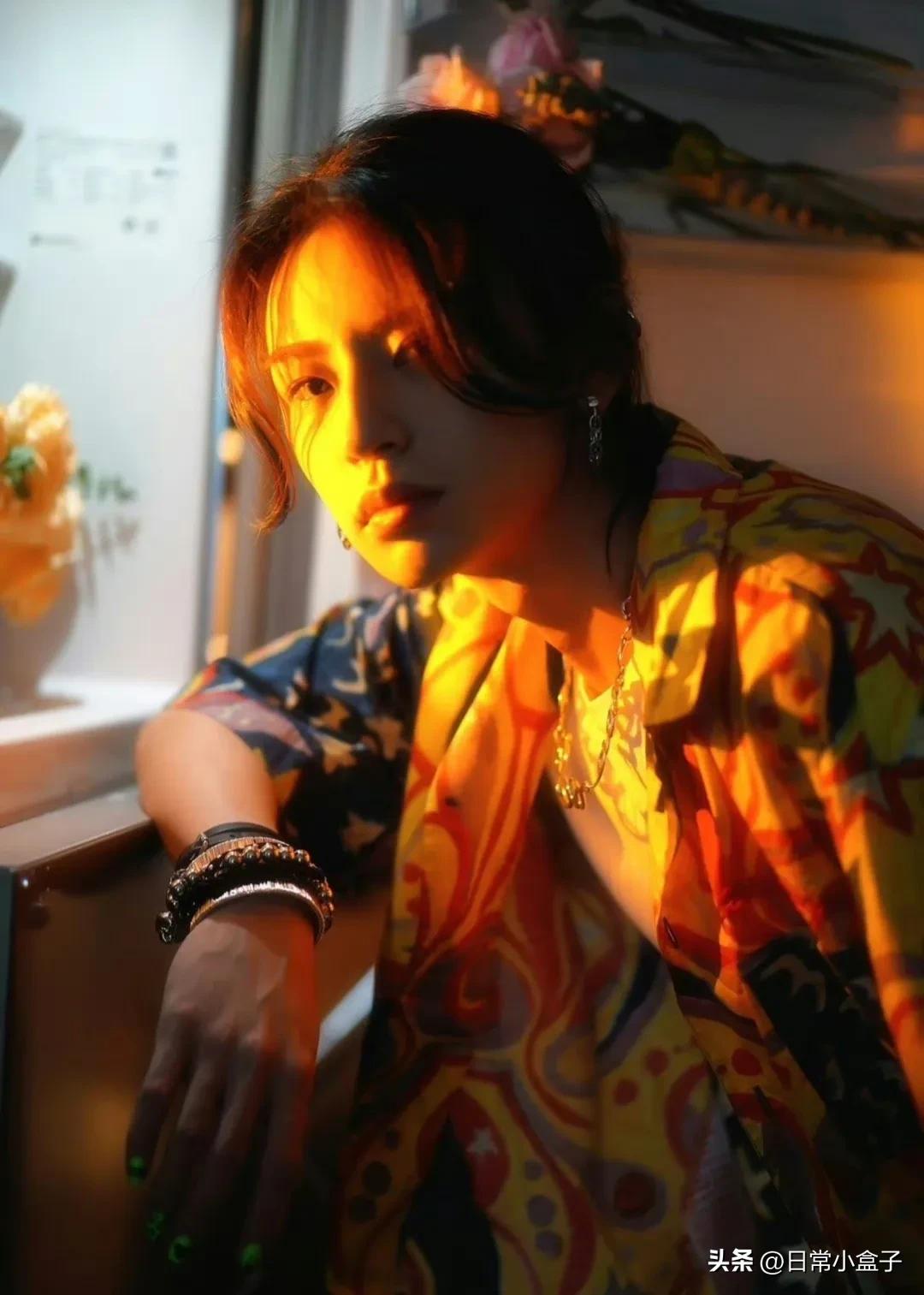 True teenage charm! The new photo of the little ghost Wang Linkai is as ...