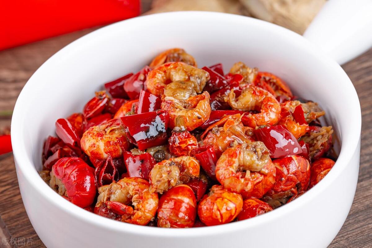 Teach you how to make super fragrant spicy crayfish, the noodles in ...