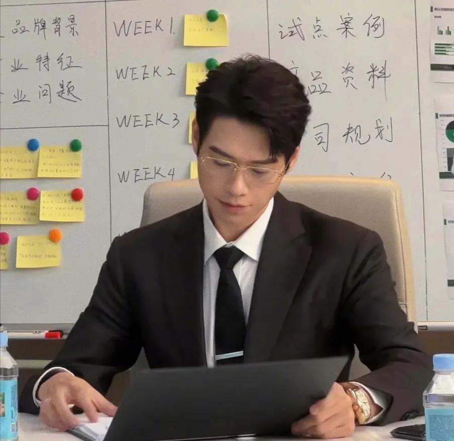"Fireworks in My World": Song Yan escaped Yang Yang, but Meng Yanchen ...