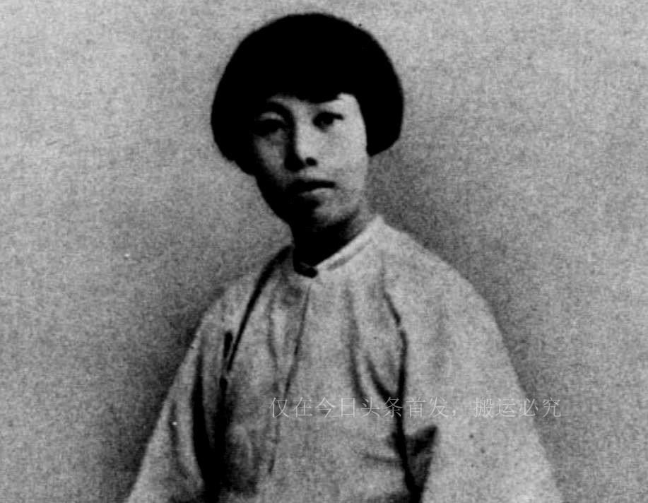 Xu Guangping throws down "idol" Lu Xun, bears him a son, last words ...