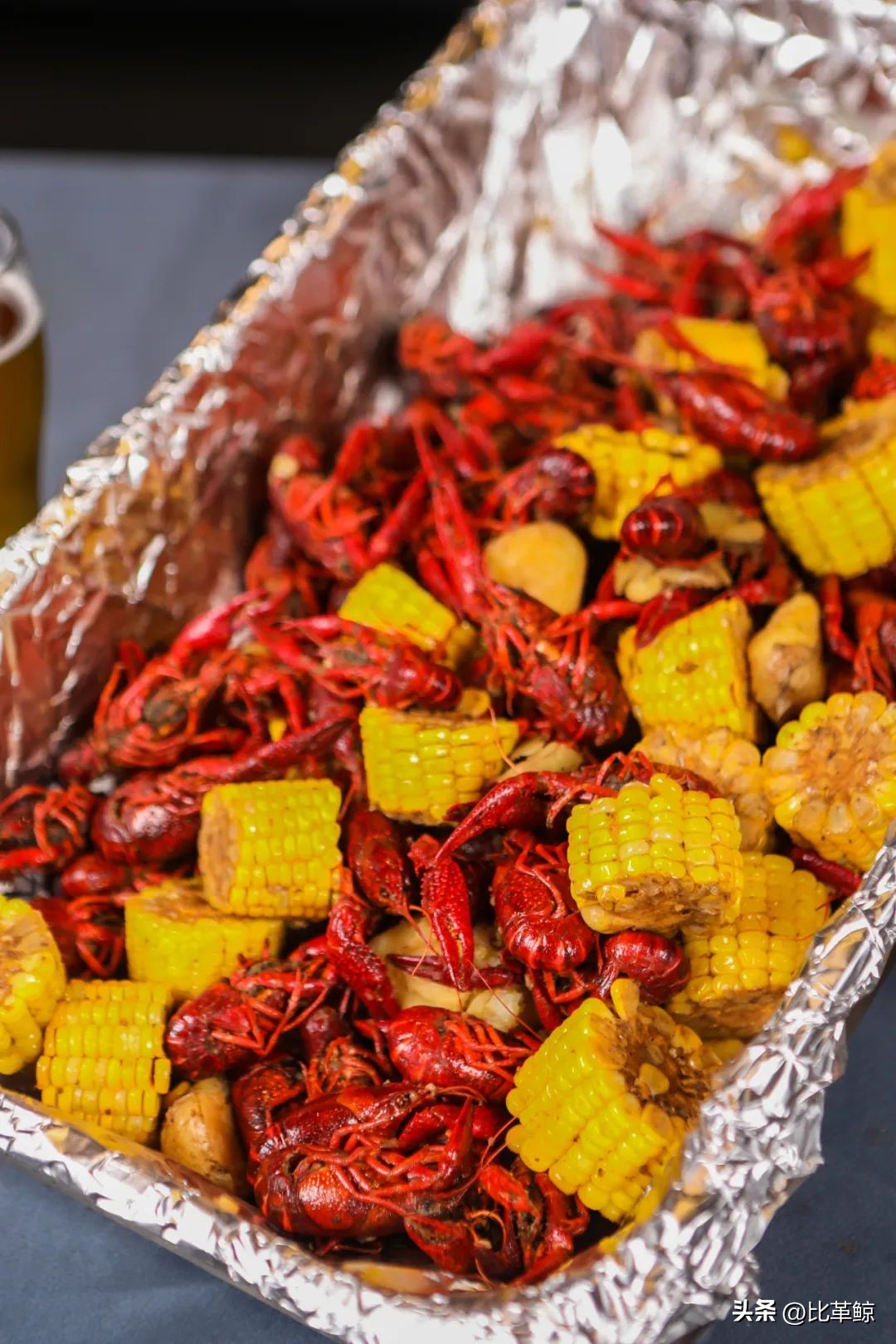 Tongguanyao Ancient Town Borderless Food Festival Crayfish Season - iNEWS