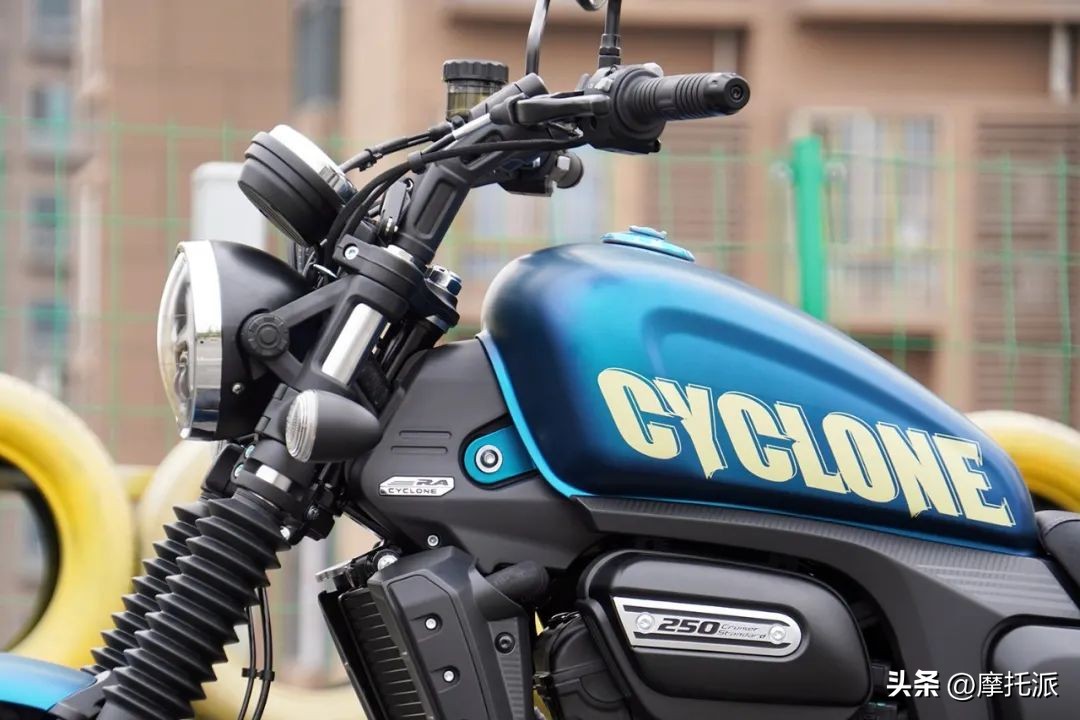 The essence of American retro cruising, the new Cyclone RA250 can ...