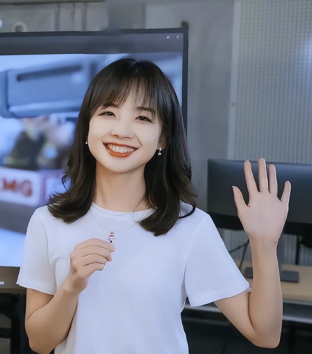 CCTV reporter Wang Bingbing is suspected of resigning, because the ...