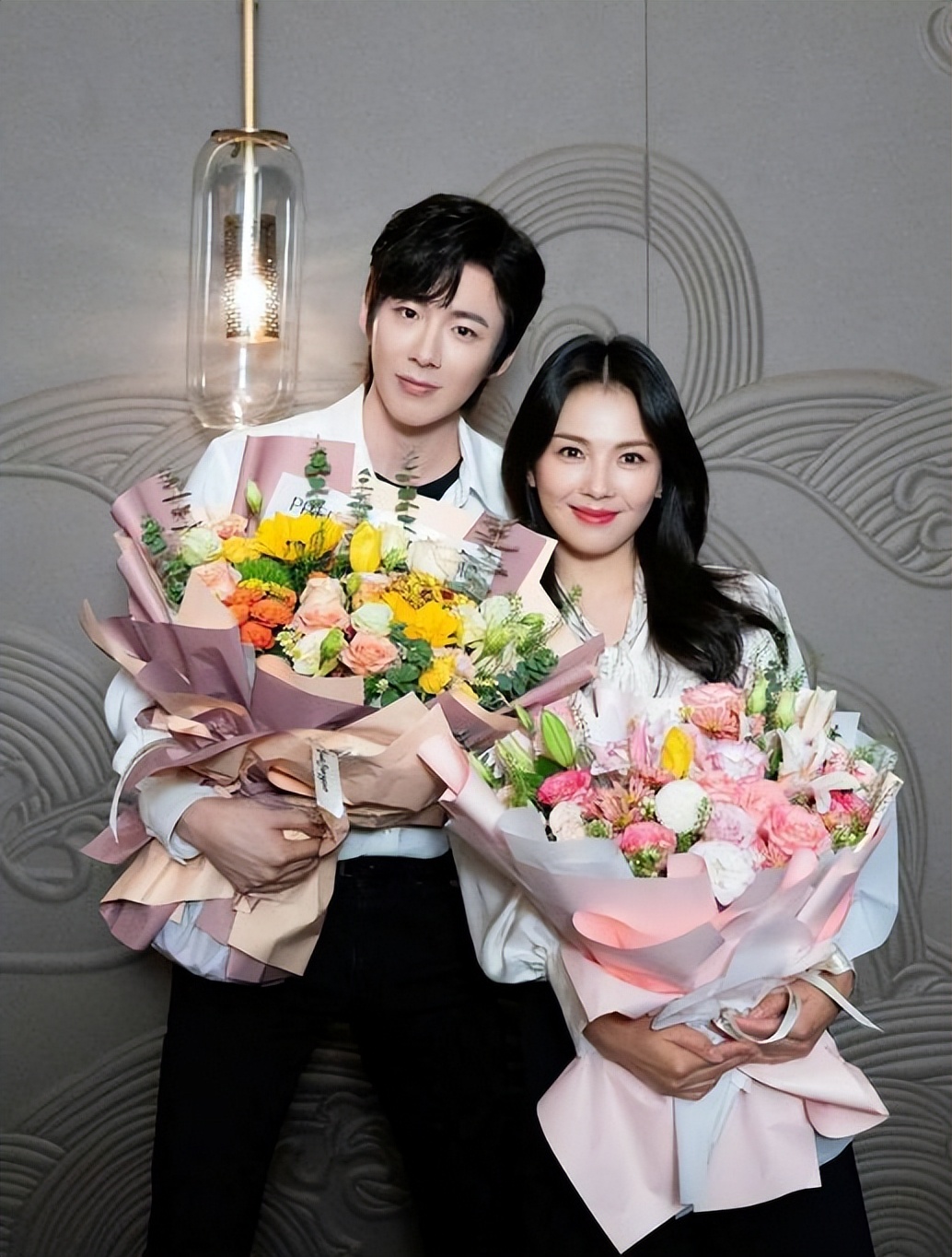 Wang Ziwen and Liu Yuning's new drama Reuters, the height difference of ...