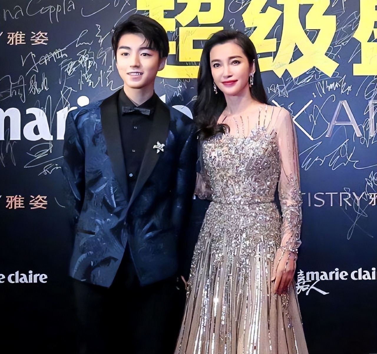 Jay Chou with his son debut?Li Weijia lives in seclusion?Wang Junkai curry favor with Li ...