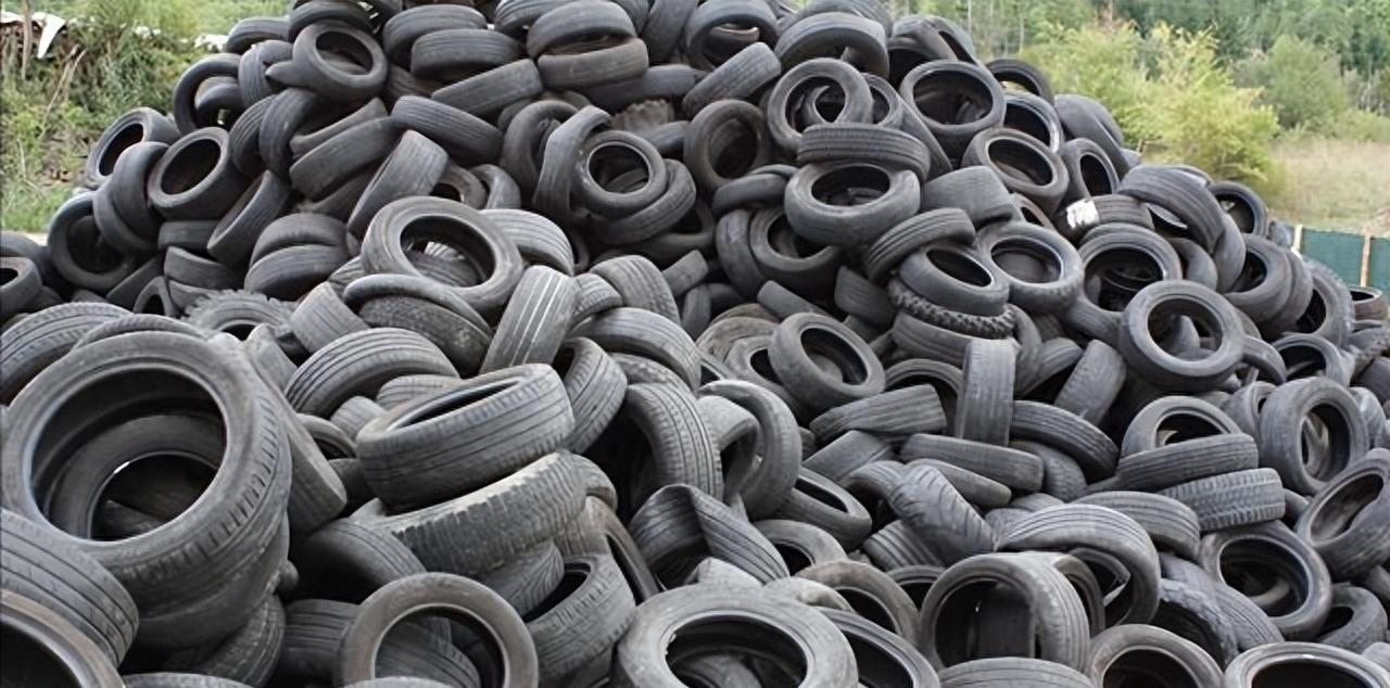 Kuwait's “Tire Cemetery” contains 50 million used tires. Why are they ...