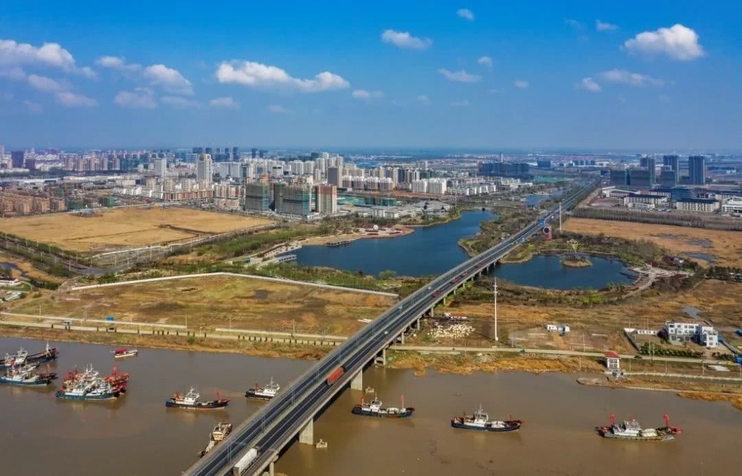 Analysis on the Effect of Harmonious Development of Port and City on ...