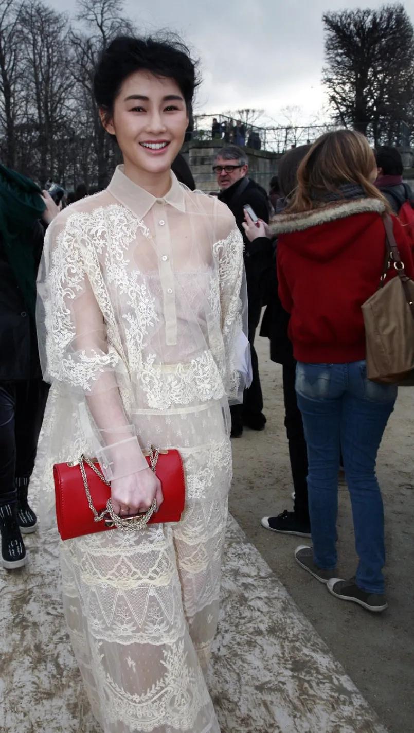 Supermodel Chen Ran - iNEWS