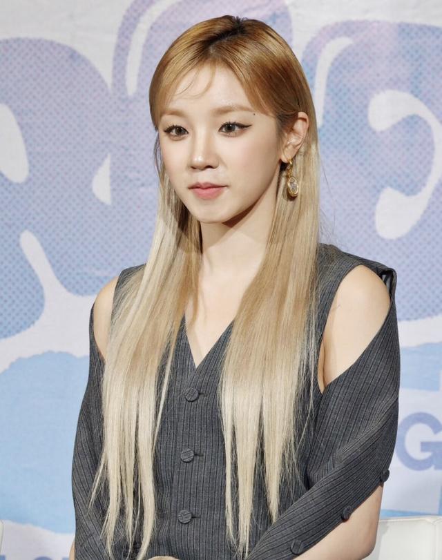 Don't say that Song Yuqi looks "ordinary", I want to have this face ...