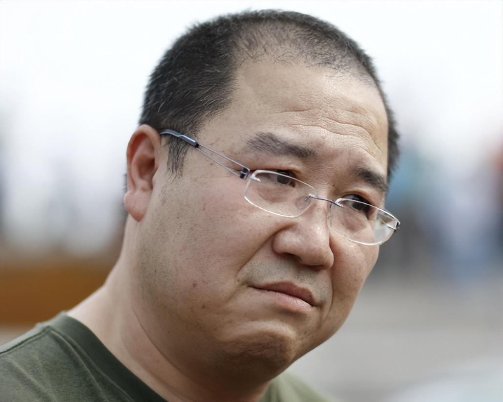 Liang Huan: Conquered Yingda with "talent", married for 26 years, and ...