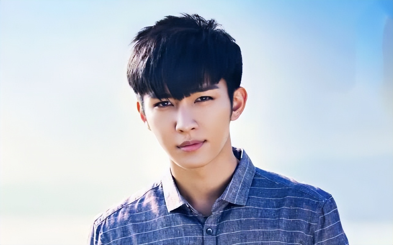 It was revealed that Qian Ding leaked out of the closet and sexually ...