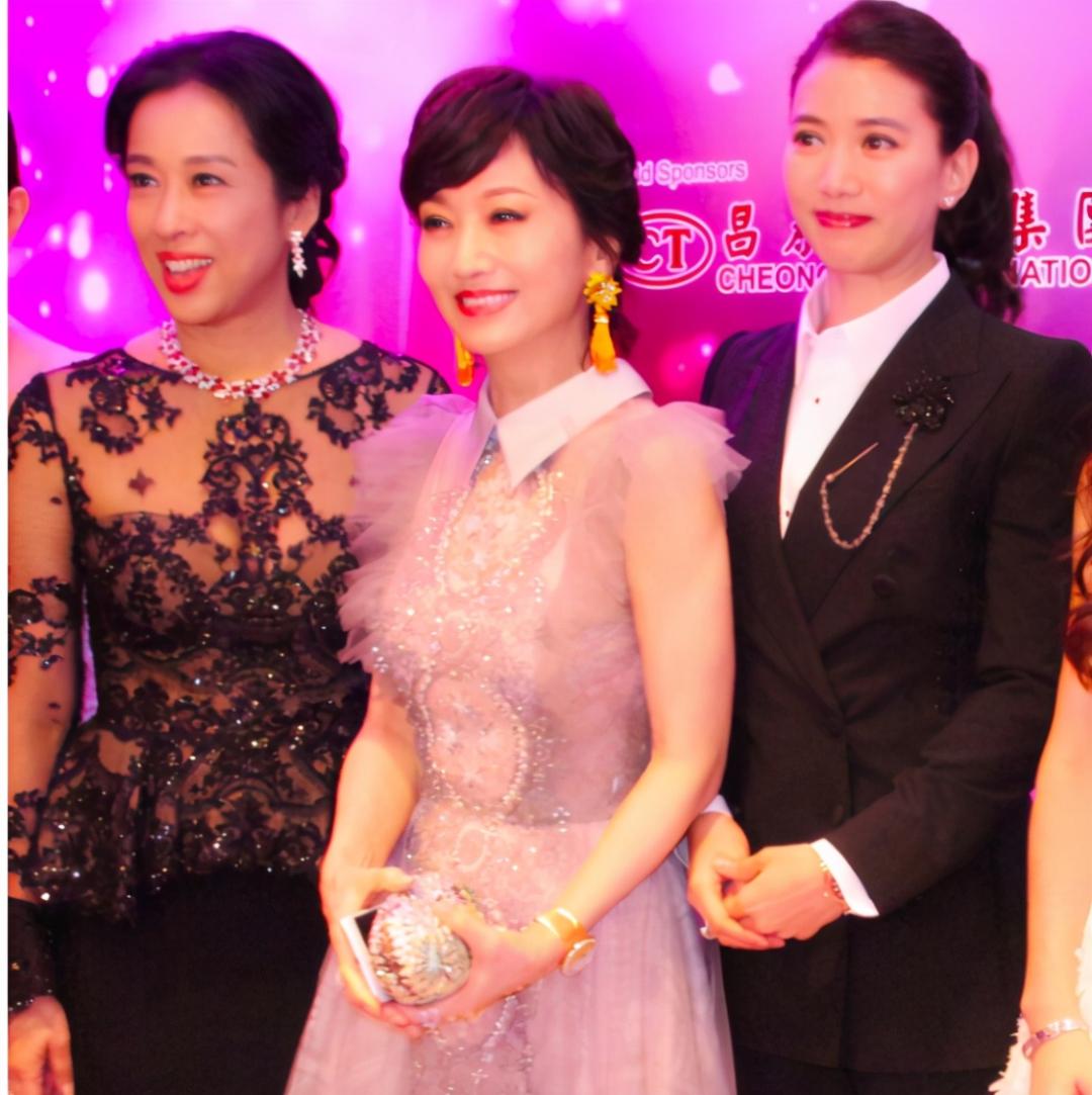 There is a big gap between Zhu Lingling and Zhao Yazhi when they grow ...