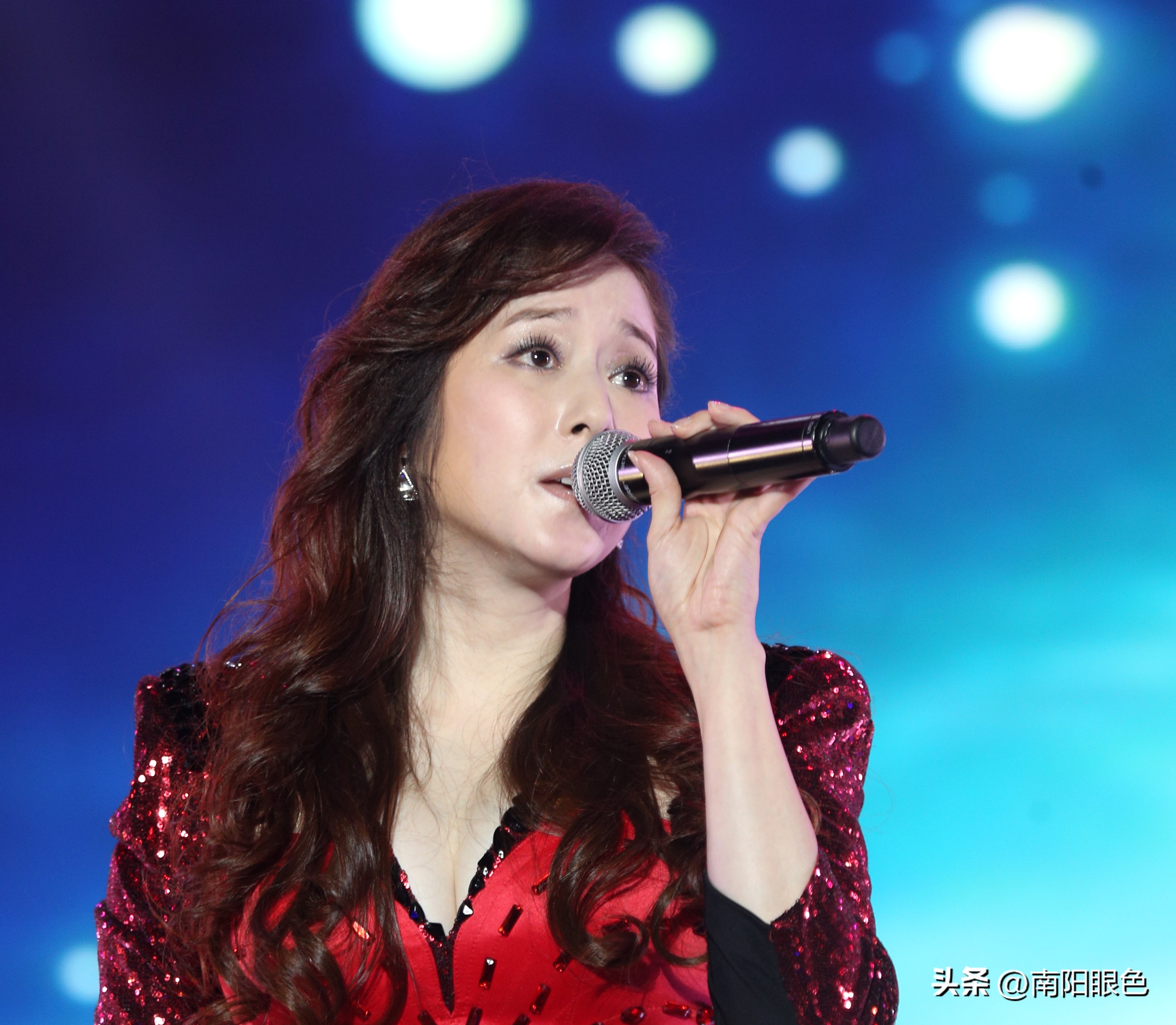 Jay Chou, Wilber Pan, Xiao Yaxuan's popular sister Lang sang in Nanyang ...