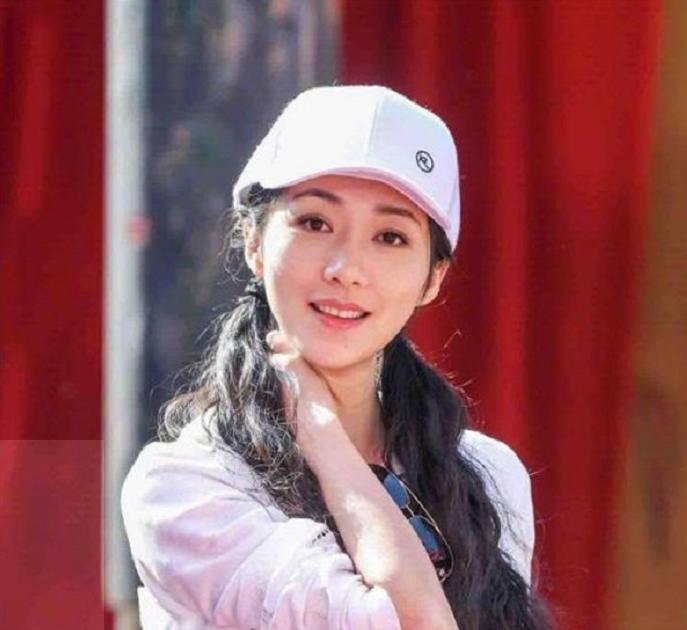 Director Han Xue was badly criticized: Miss Zhang Yimou and Han Hong are useless if she doesn't ...