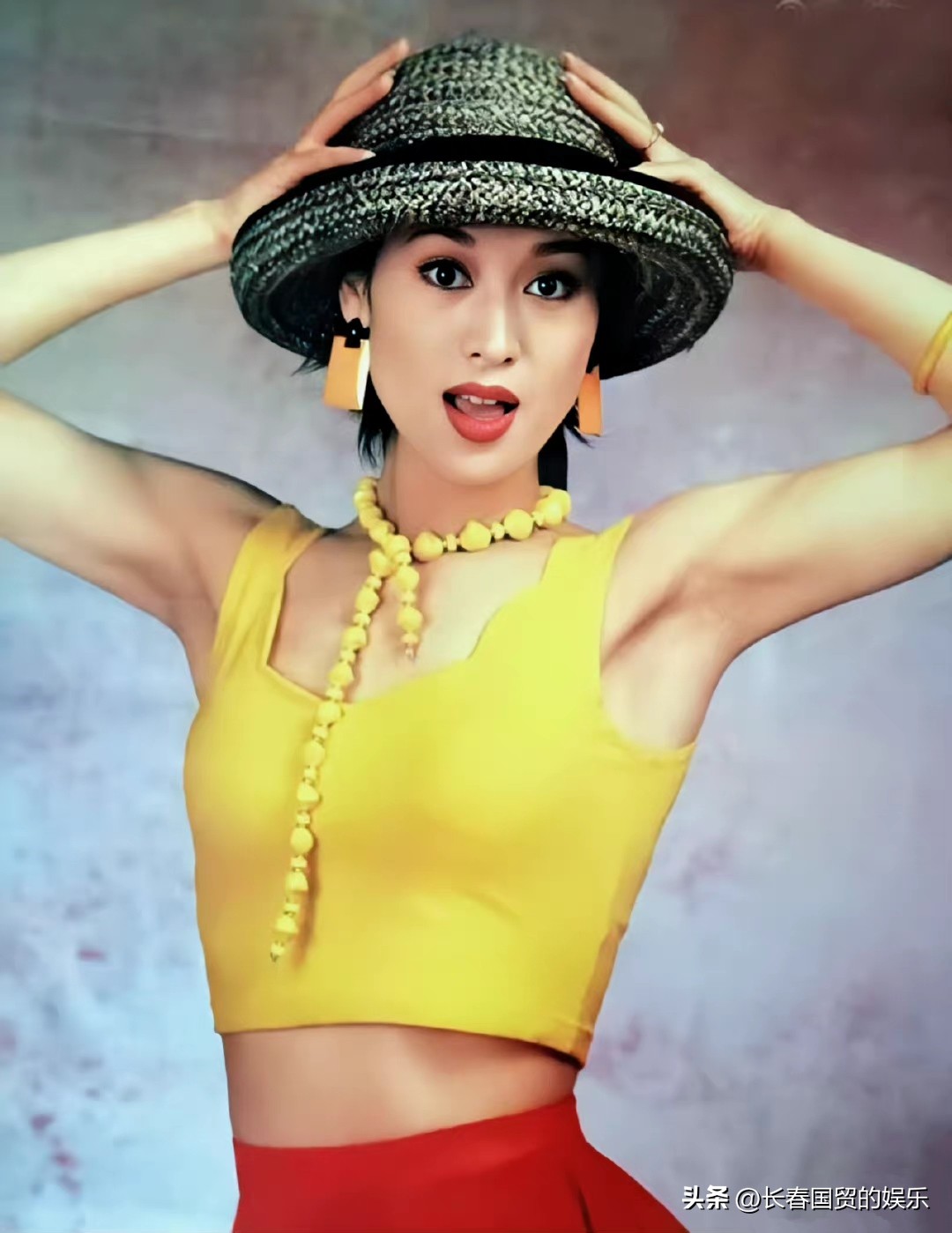 [Water Margin] Hu Sanniang's recent photos were exposed, she still ...