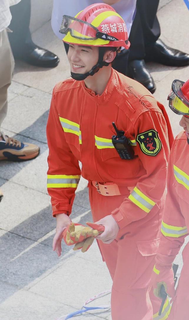 The explosion scene of Yang Yang's "Fireworks in My World" was exposed ...