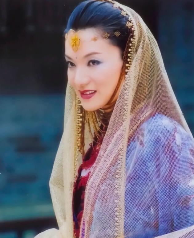 "Golden Flower Mother-in-law" Yan Qingyu, the supporting role has honed ...