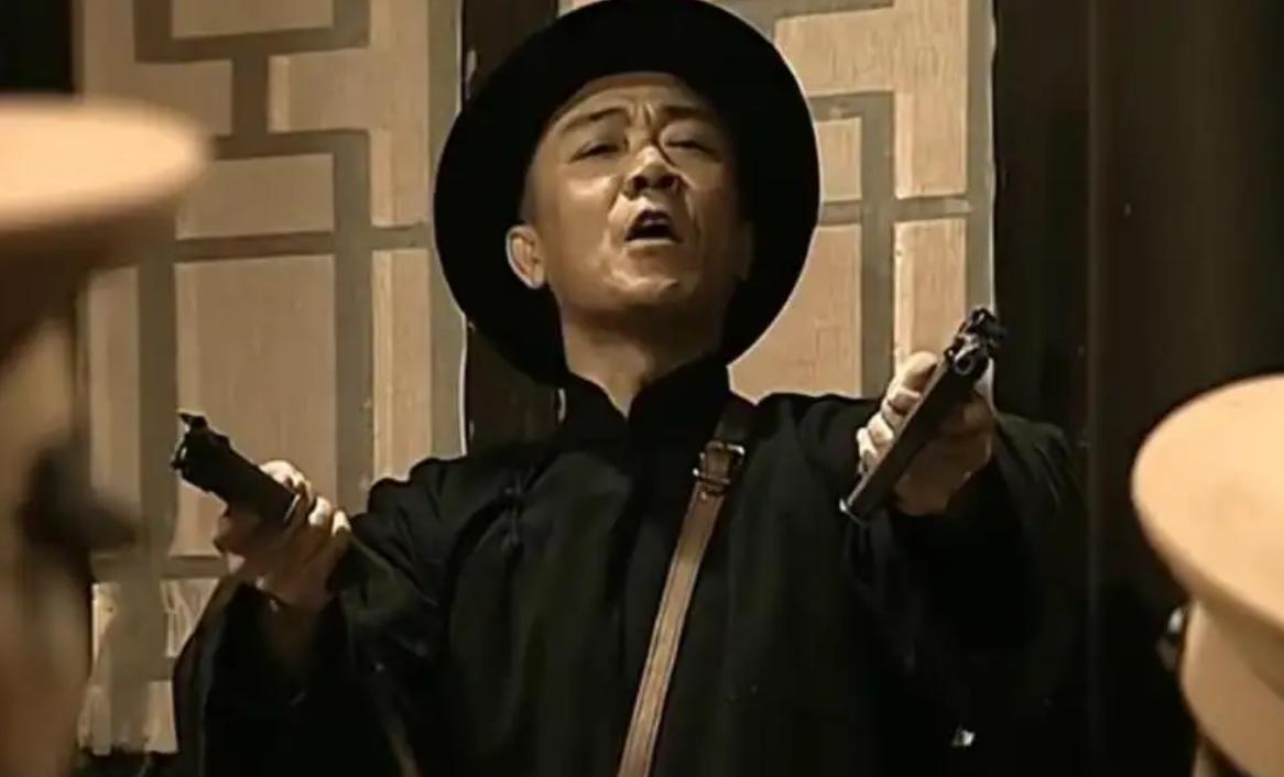 Shell gun: considered by Westerners to be an inaccurate gun, but it ...