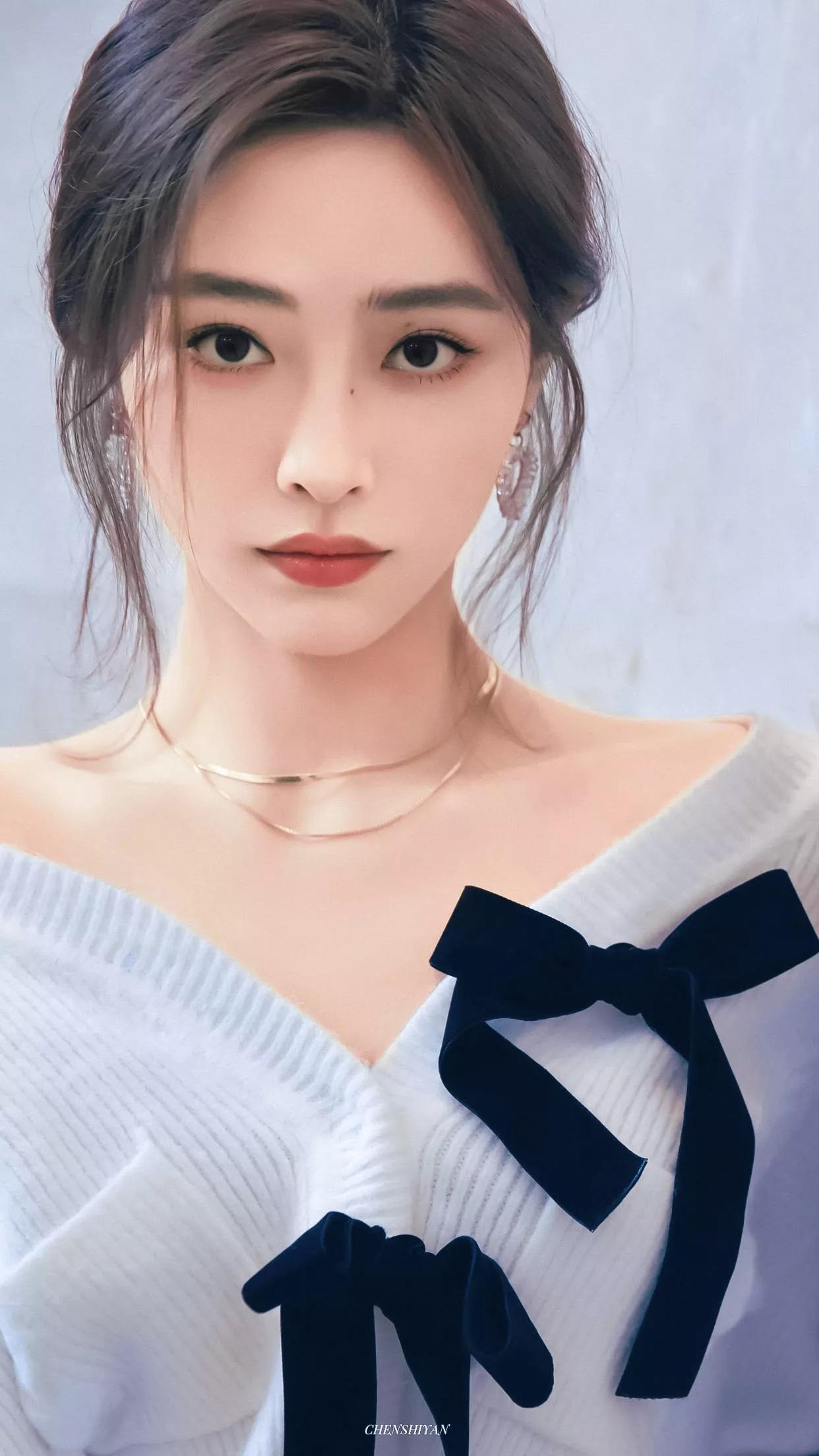 Star Wallpaper-81-Yu Yan-Song Zuer - iNEWS