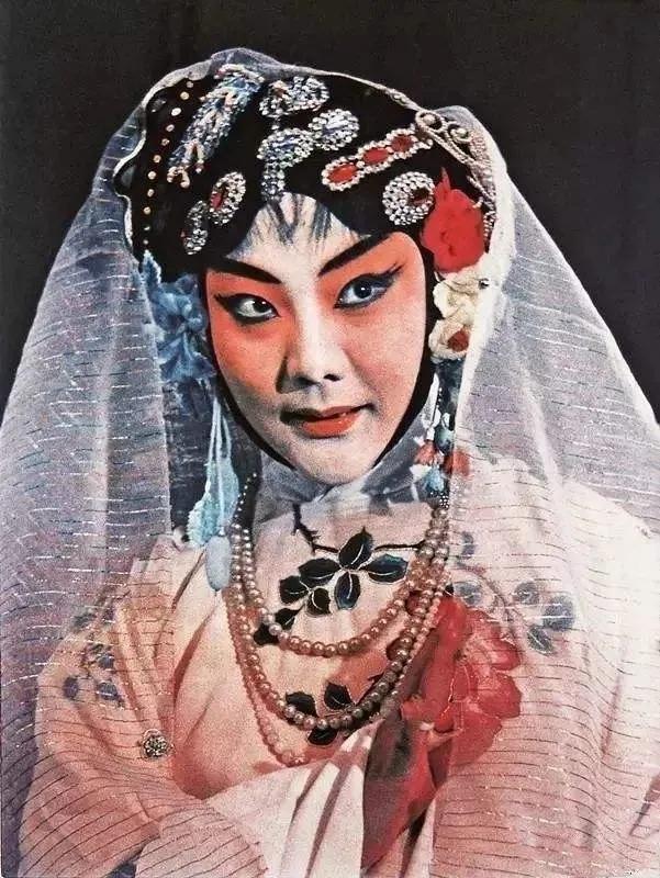 Zhao Yanxia, a famous Peking Opera master, has never been listed second ...